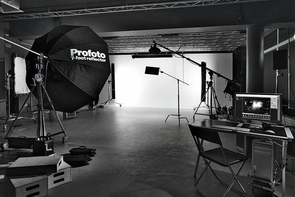 Генераторы Profoto начального уровня серии Acute