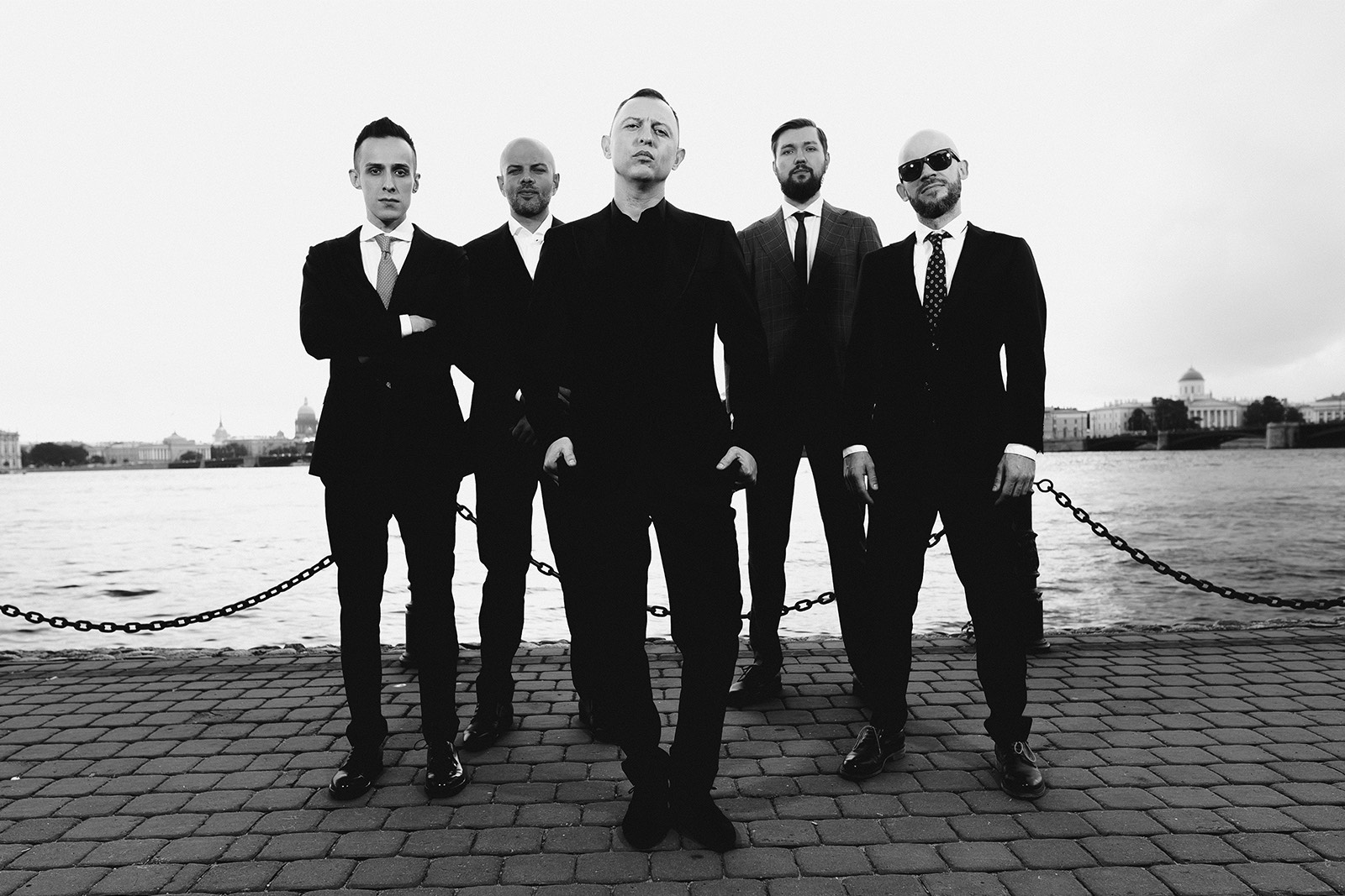 Концерт группы «Звери» 12 июня, Москва, «Мегаспорт» — Российское фото